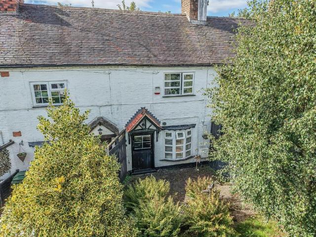 2 bedroom terraced house for sale
