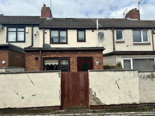 2 bedroom terraced house for sale