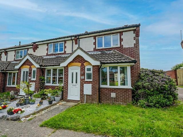 2 bedroom terraced house for sale