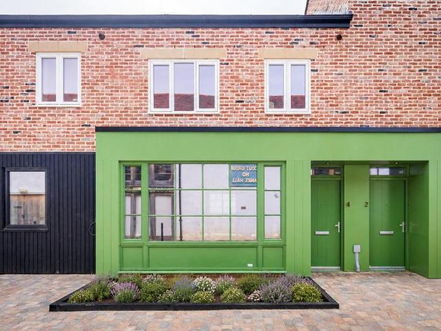 2 bedroom terraced house for sale