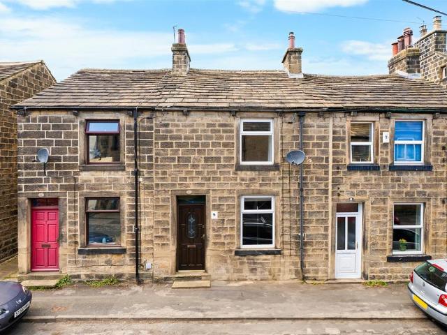 2 bedroom terraced house for sale