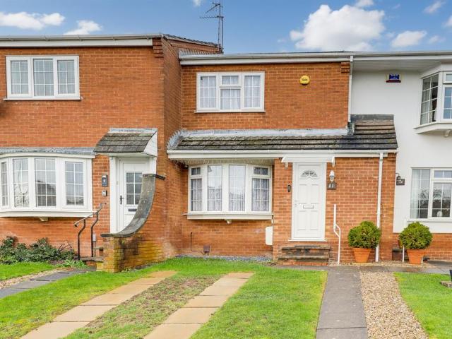 2 bedroom terraced house for sale