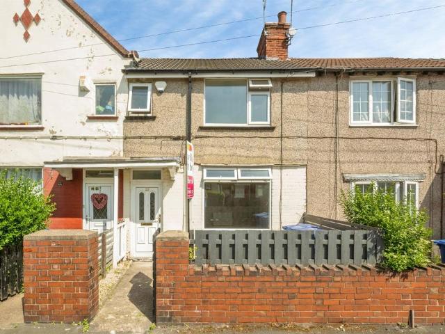 2 bedroom terraced house for sale