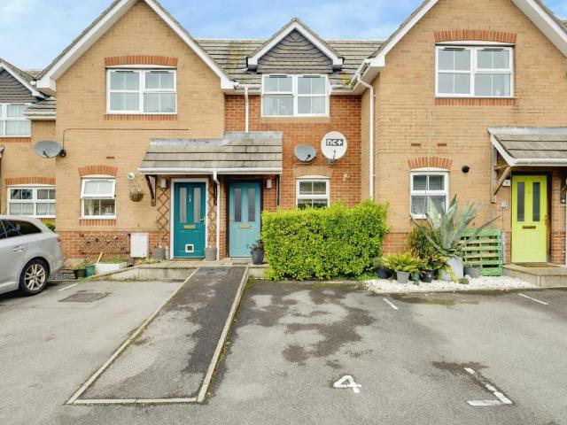 2 bedroom terraced house for sale