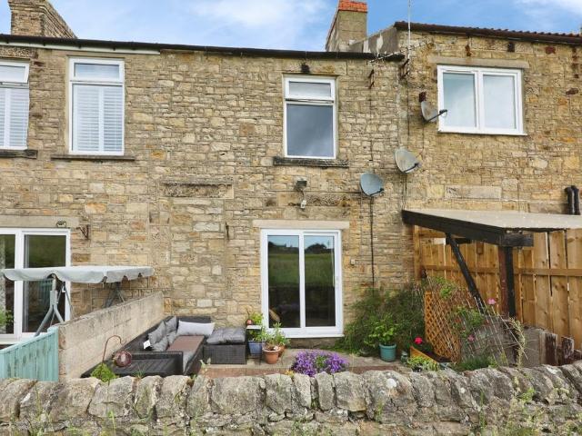 2 bedroom terraced house for sale