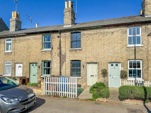 2 bedroom terraced house for sale