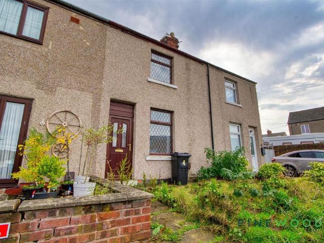 2 bedroom terraced house for sale
