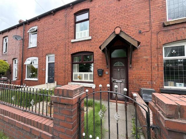 2 bedroom terraced house for sale