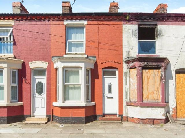 2 bedroom terraced house for sale