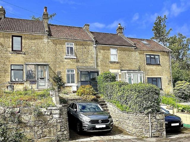 2 bedroom terraced house for sale
