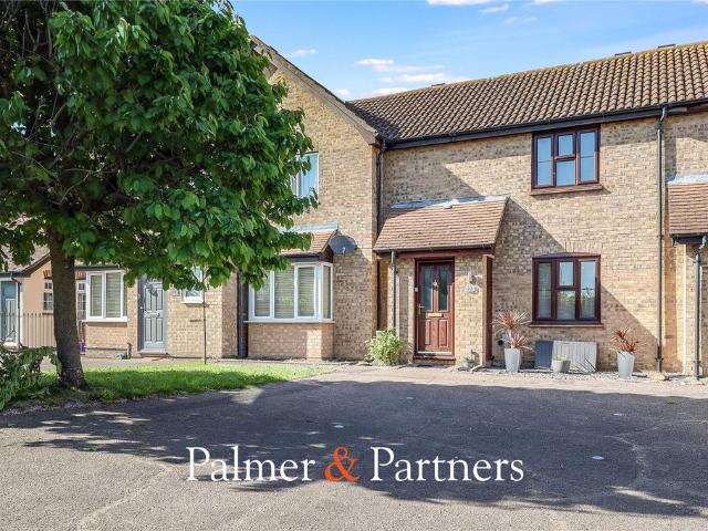 2 bedroom terraced house for sale