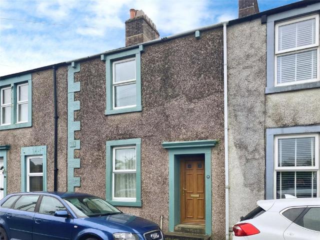 2 bedroom terraced house for sale