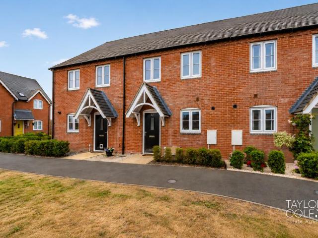 2 bedroom terraced house for sale