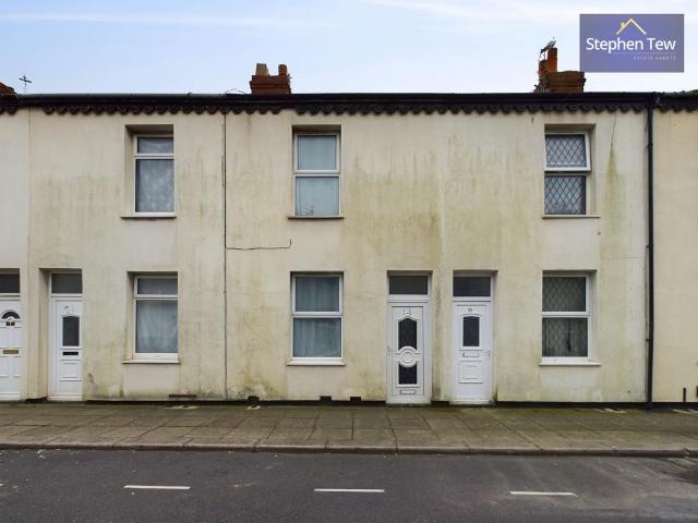 2 bedroom terraced house for sale