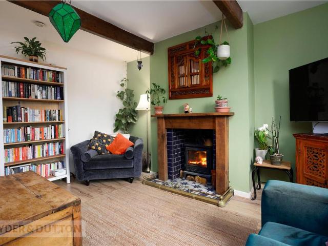 2 bedroom terraced house for sale