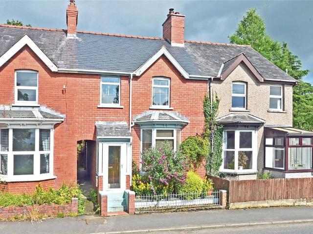 2 bedroom terraced house for sale