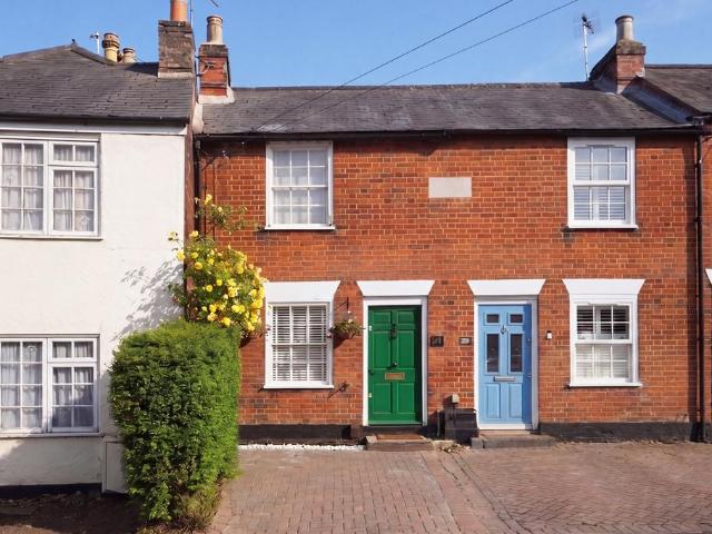 2 bedroom terraced house for sale