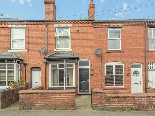 2 bedroom terraced house for sale