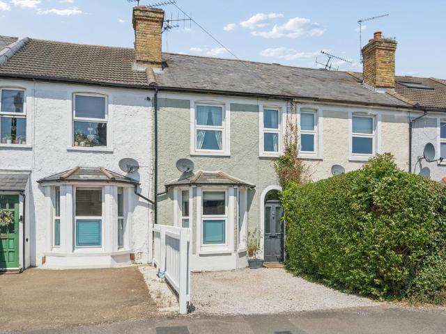 2 bedroom terraced house for sale