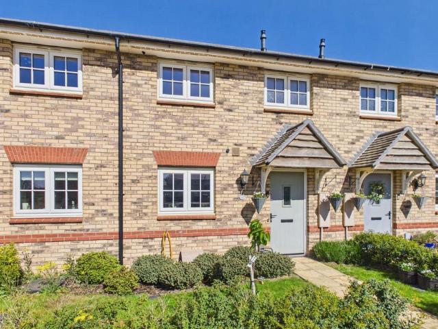2 bedroom terraced house for sale