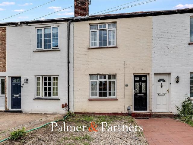 2 bedroom terraced house for sale