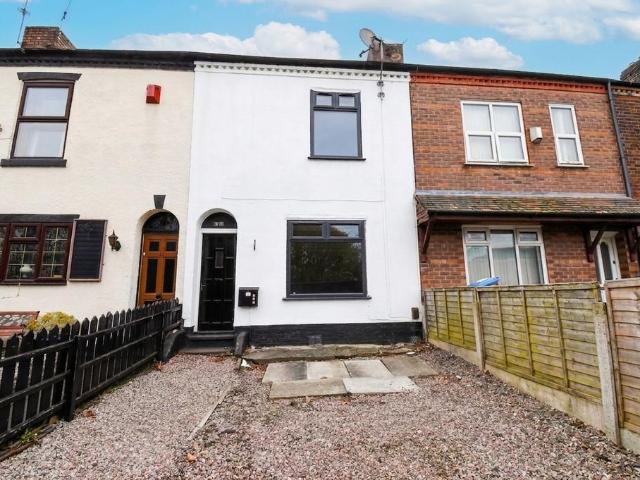 2 bedroom terraced house for sale