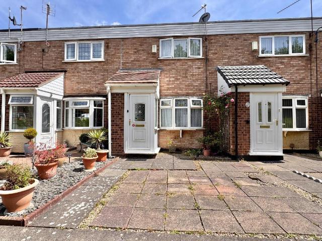 2 bedroom terraced house for sale