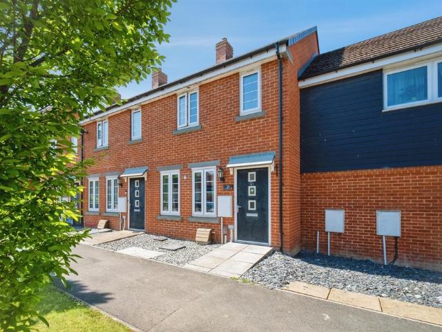 2 bedroom terraced house for sale