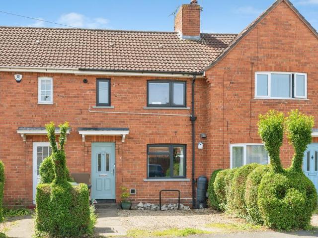 2 bedroom terraced house for sale
