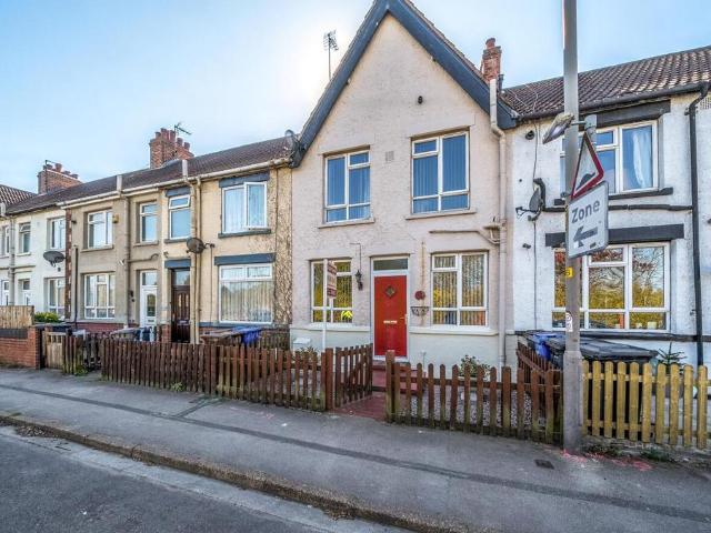 2 bedroom terraced house for sale