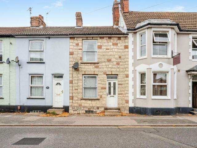 2 bedroom terraced house for sale