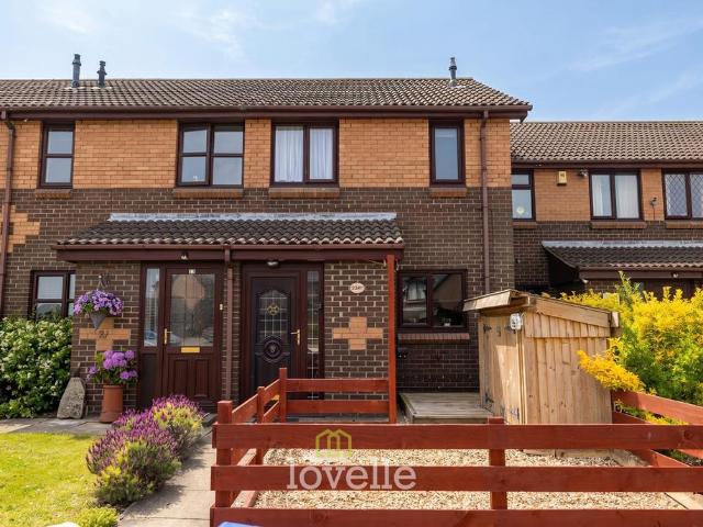 2 bedroom terraced house for sale