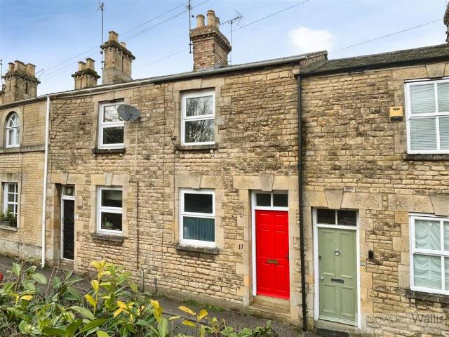 2 bedroom terraced house for sale