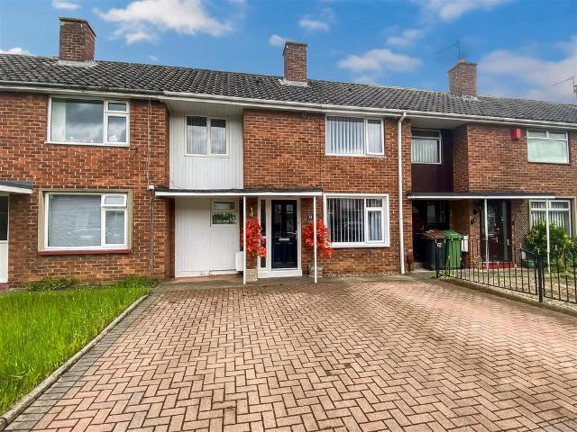 2 bedroom terraced house for sale