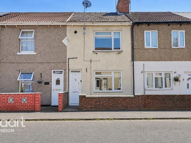 2 bedroom terraced house for sale