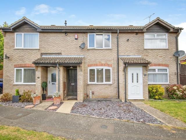 2 bedroom terraced house for sale