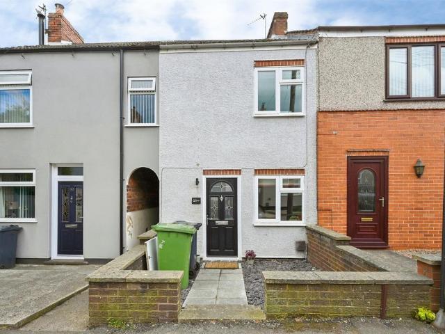 2 bedroom terraced house for sale