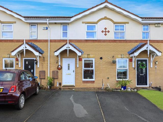 2 bedroom terraced house for sale