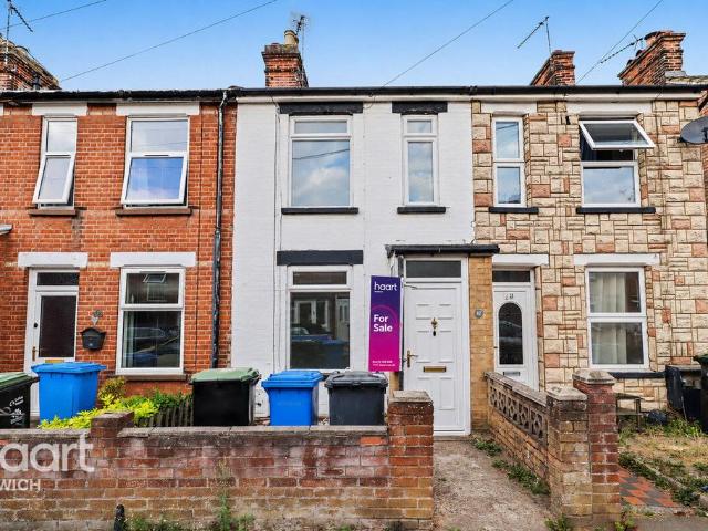 2 bedroom terraced house for sale