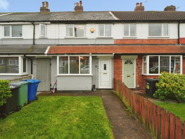 2 bedroom terraced house for sale