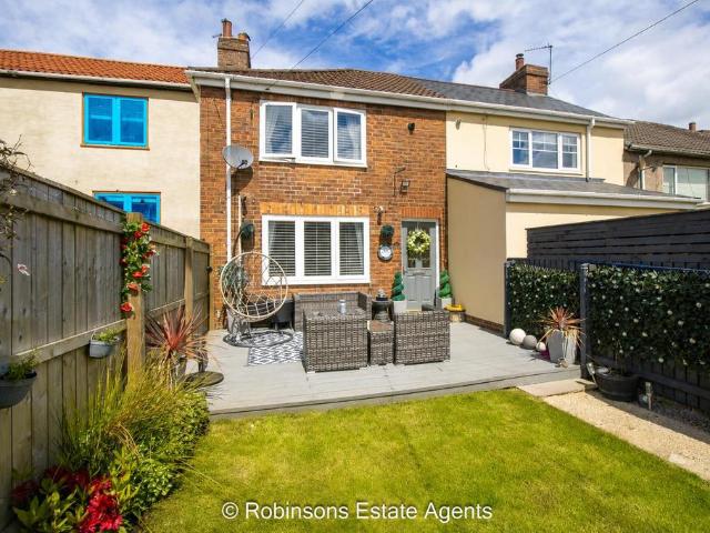 2 bedroom terraced house for sale