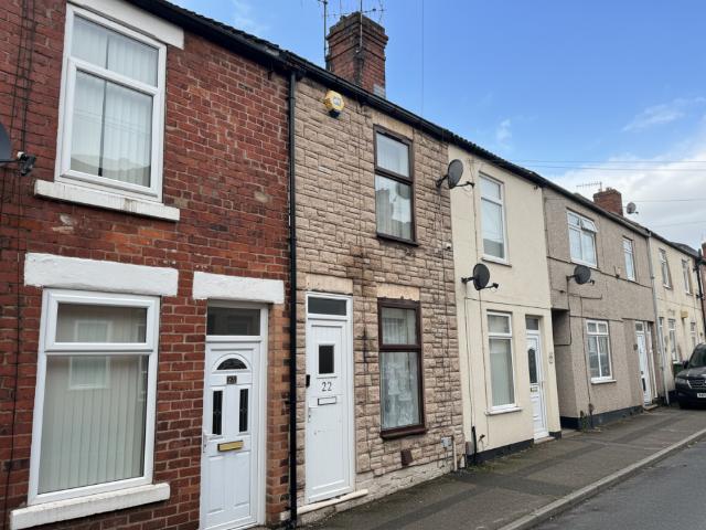 2 bedroom terraced house for sale