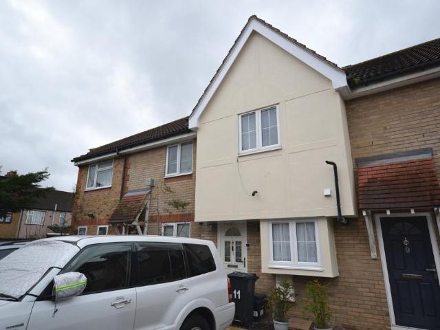 2 bedroom terraced house for sale