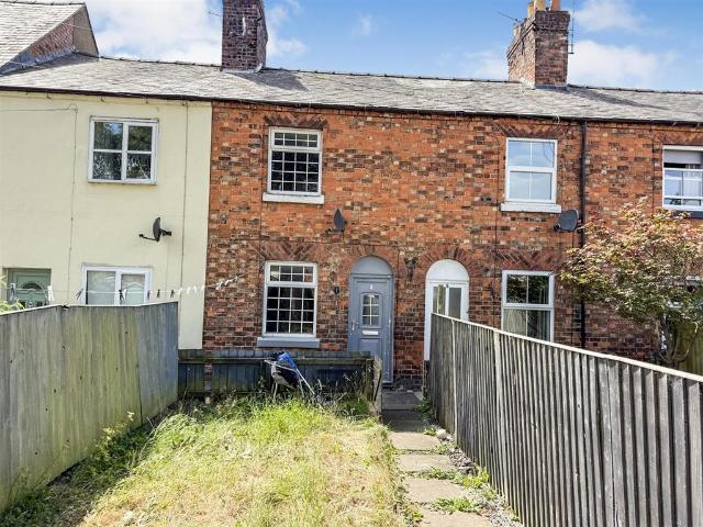 2 bedroom terraced house for sale