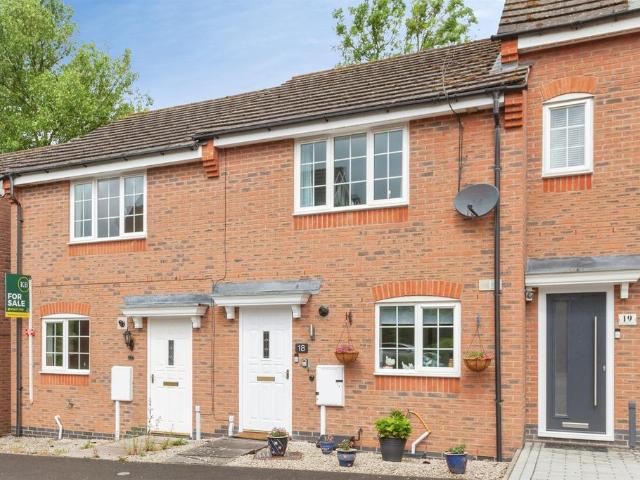 2 bedroom terraced house for sale