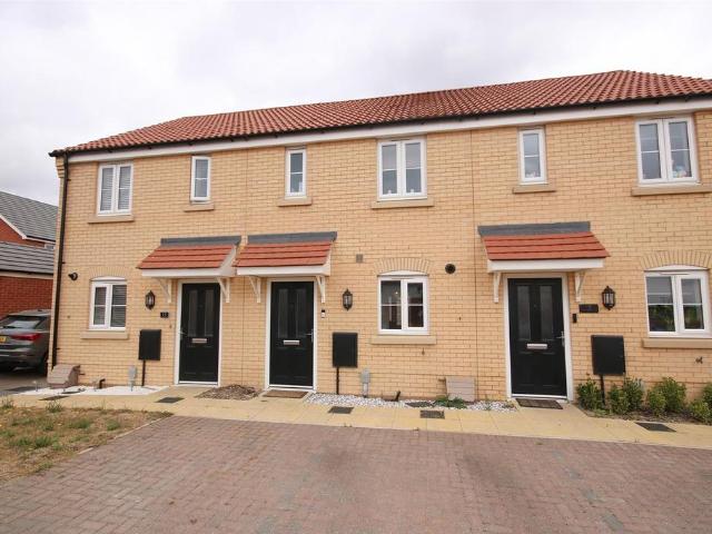 2 bedroom terraced house for sale