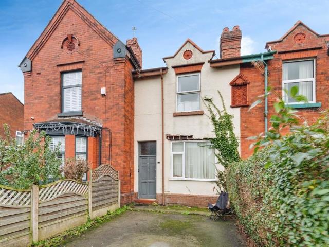 2 bedroom terraced house for sale