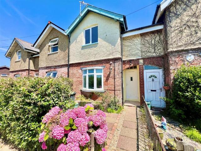 2 bedroom terraced house for sale