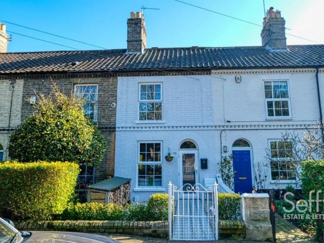 2 bedroom terraced house for sale