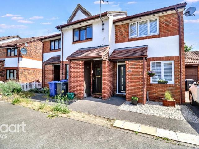 2 bedroom terraced house for sale